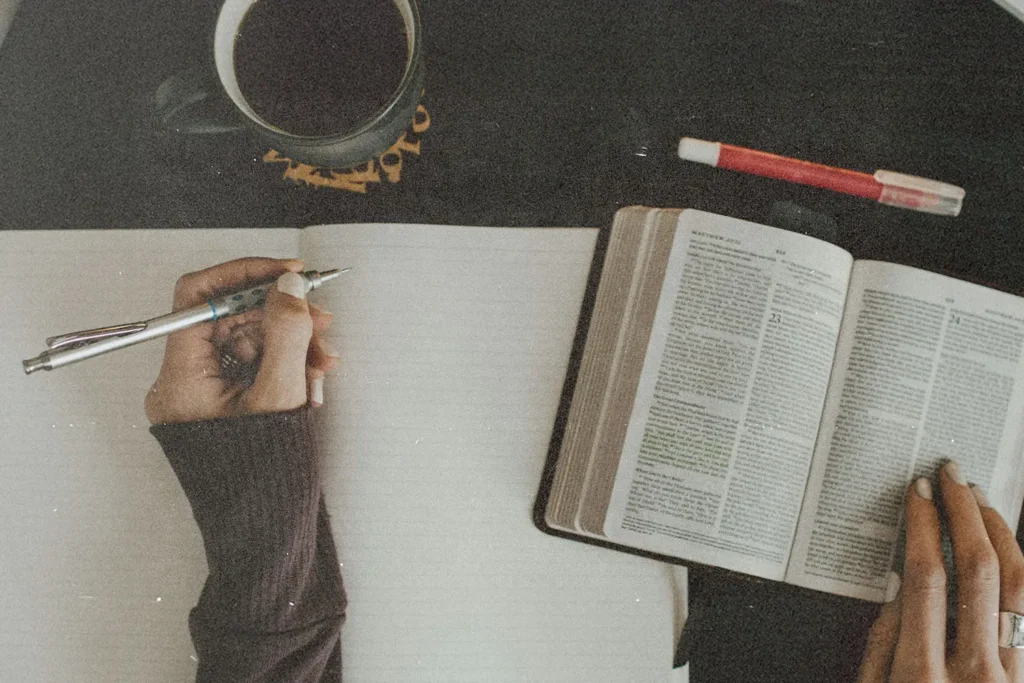 How Long Should You Spend in the Bible Every Day? | Kenneth Copeland ...
